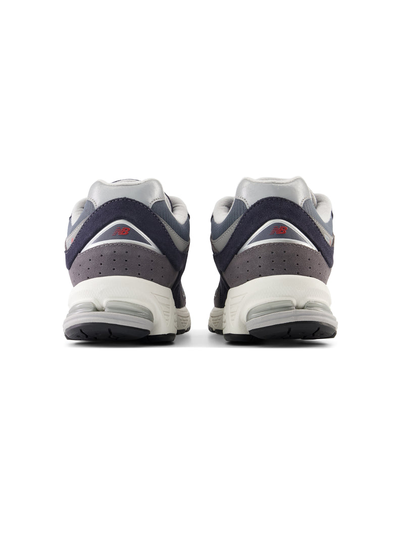 NEW BALANCE - 2002R Retro Dark Blue Sneakers – TRYME Shop